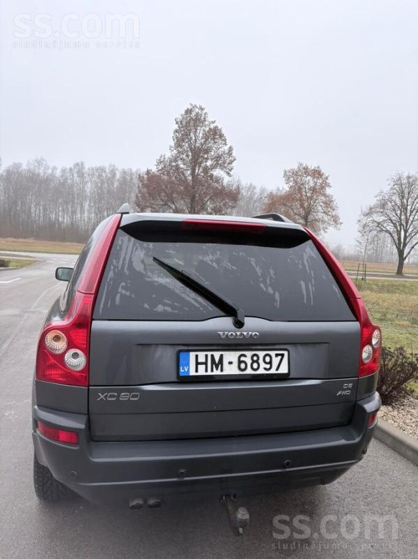 Pelēks Volvo XC90 2006 Aizkraukle, ar dzinēja tilpumu 2.40 L un nobraukumu 367 tūkst. km par 2900 €, foto 4 vietnē AUTOMOTO.COM.LV