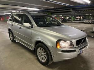 Grey Volvo XC90 2006 in Vilnius, with an engine capacity of 2.40 L and mileage of 370 thousand km for 4699 €, photo  on AUTOMOTO.COM.LV