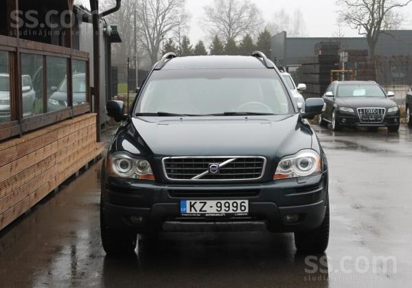 Grey Volvo XC90 2006 in Riga, with an engine capacity of 2.40 L and mileage of 0 thousand km for 5450 €, photo 2 on AUTOMOTO.COM.LV