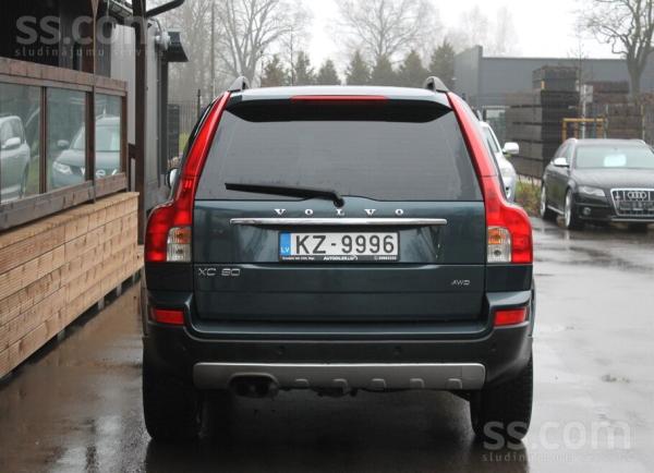 Grey Volvo XC90 2006 in Riga, with an engine capacity of 2.40 L and mileage of 0 thousand km for 5450 €, photo 6 on AUTOMOTO.COM.LV