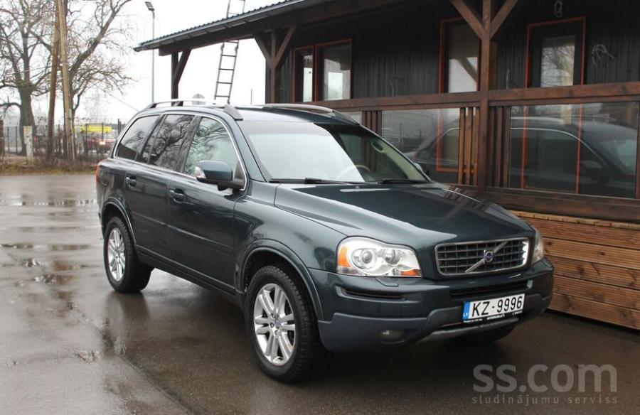 Grey Volvo XC90 2006 in Riga, with an engine capacity of 2.40 L and mileage of 0 thousand km for 5450 €, photo 8 on AUTOMOTO.COM.LV