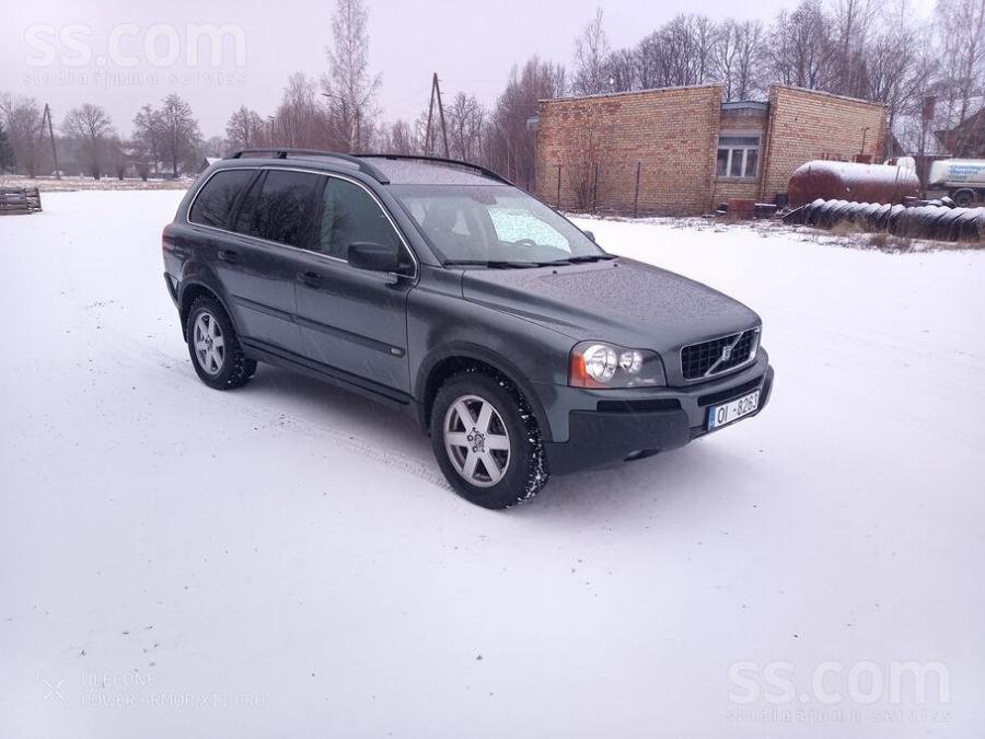 Grey Volvo XC90 2006 in Riga, with an engine capacity of 2.40 L and mileage of 0 thousand km for 3450 €, photo 10 on AUTOMOTO.COM.LV