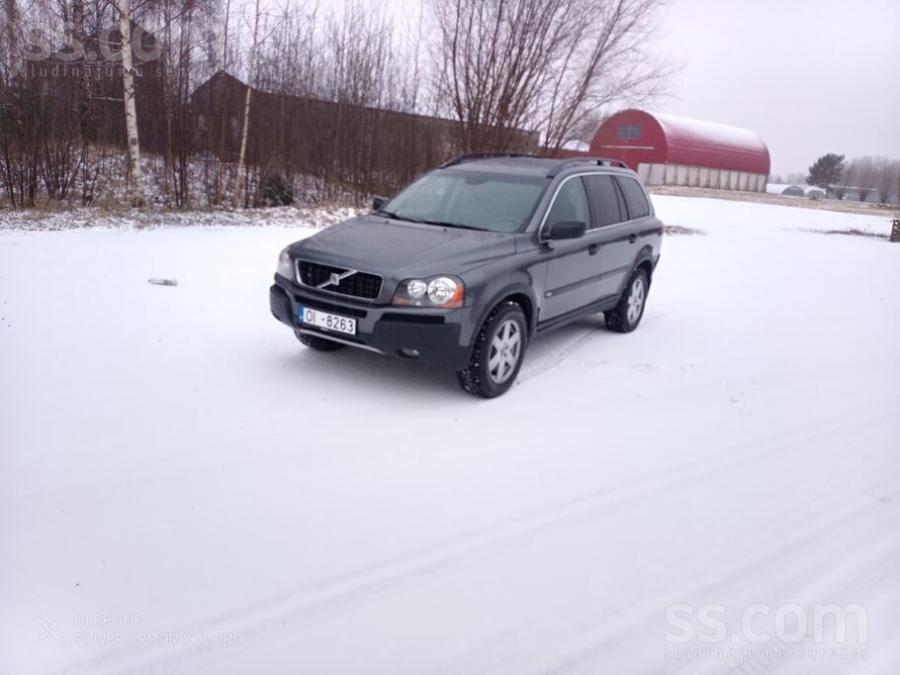 Grey Volvo XC90 2006 in Riga, with an engine capacity of 2.40 L and mileage of 0 thousand km for 3450 €, photo 11 on AUTOMOTO.COM.LV