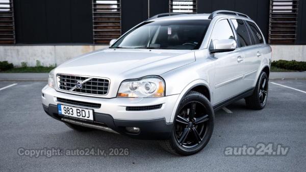 Grey Volvo XC90 2006 in Tallinn, with an engine capacity of 2.40 L and mileage of 298 thousand km for 4990 €, photo 3 on AUTOMOTO.COM.LV