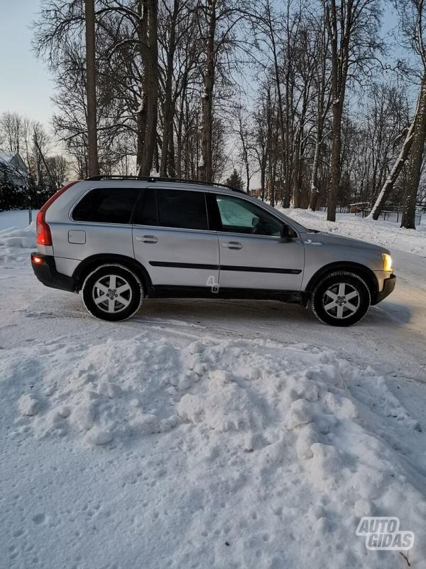 Grey Volvo XC90 2006 in Vilnius, with an engine capacity of 2.50 L and mileage of 246 thousand km for 2050 €, photo 2 on AUTOMOTO.COM.LV