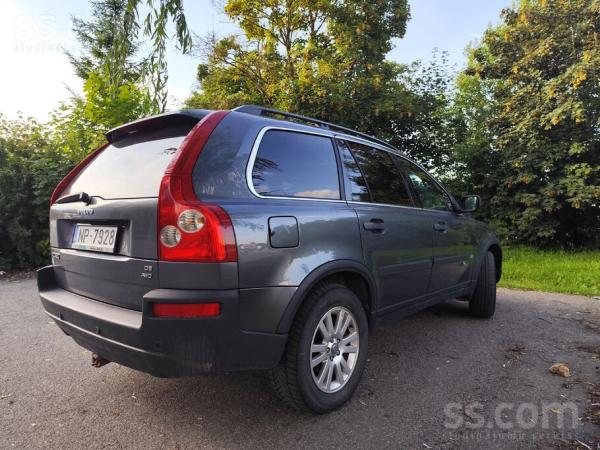 Pelēks Volvo XC90 2006 Dobele, ar dzinēja tilpumu 2.40 L un nobraukumu 289 tūkst. km par 4990 €, foto 3 vietnē AUTOMOTO.COM.LV