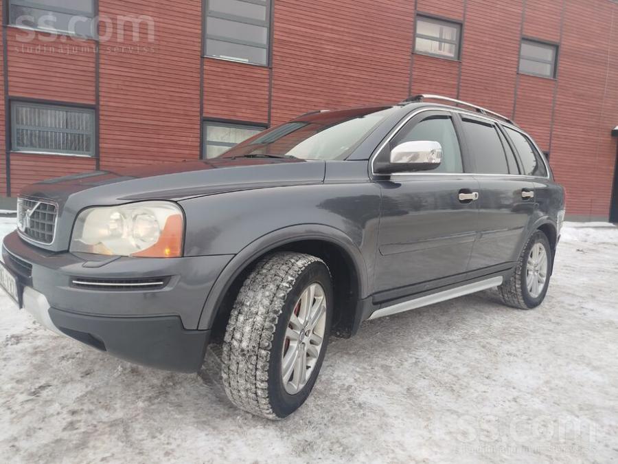 Pelēks Volvo XC90 2006 Kuldīga, ar dzinēja tilpumu 2.40 L un nobraukumu 465 tūkst. km par 4000 €, foto 3 vietnē AUTOMOTO.COM.LV
