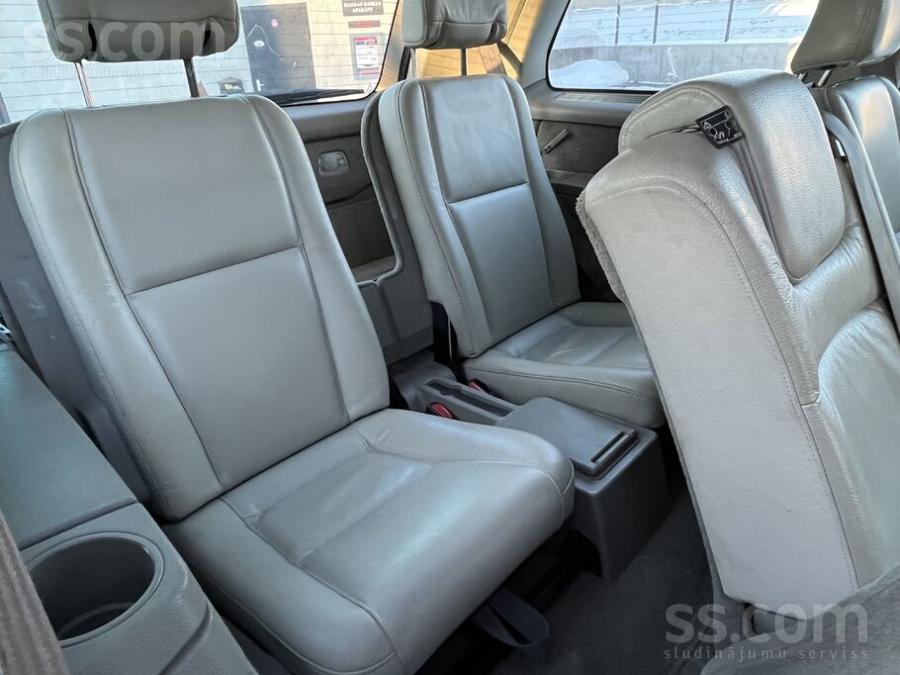Pelēks Volvo XC90 2006 Rīga, ar dzinēja tilpumu 2.40 L un nobraukumu 0 tūkst. km par 3490 €, foto 12 vietnē AUTOMOTO.COM.LV
