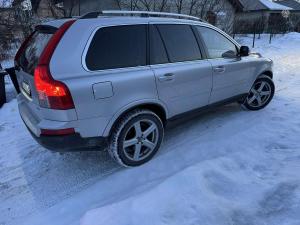 Pelēks Volvo XC90 2006 Viļņa, ar dzinēja tilpumu 2.40 L un nobraukumu 316 tūkst. km par 7450 €, foto 5 vietnē AUTOMOTO.COM.LV