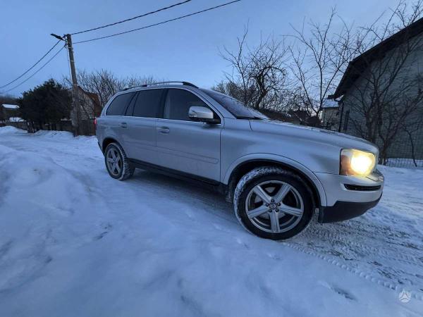 Pelēks Volvo XC90 2006 Viļņa, ar dzinēja tilpumu 2.40 L un nobraukumu 316 tūkst. km par 7450 €, foto 6 vietnē AUTOMOTO.COM.LV