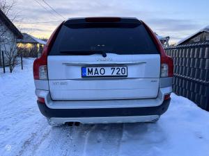 Pelēks Volvo XC90 2006 Viļņa, ar dzinēja tilpumu 2.40 L un nobraukumu 316 tūkst. km par 7450 €, foto 8 vietnē AUTOMOTO.COM.LV