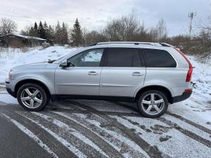 Pelēks Volvo XC90 2006 Viļņa, ar dzinēja tilpumu 2.40 L un nobraukumu 316 tūkst. km par 7450 €, foto 9 vietnē AUTOMOTO.COM.LV