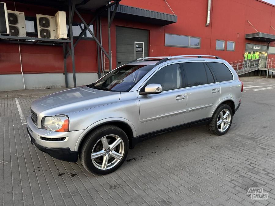 Grey Volvo XC90 2006 in Vilnius, with an engine capacity of 2.40 L and mileage of 316 thousand km for 5700 €, photo 2 on AUTOMOTO.COM.LV