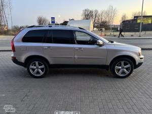 Grey Volvo XC90 2006 in Vilnius, with an engine capacity of 2.40 L and mileage of 316 thousand km for 5700 €, photo 7 on AUTOMOTO.COM.LV