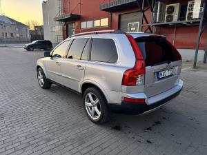 Grey Volvo XC90 2006 in Vilnius, with an engine capacity of 2.40 L and mileage of 316 thousand km for 5700 €, photo 12 on AUTOMOTO.COM.LV