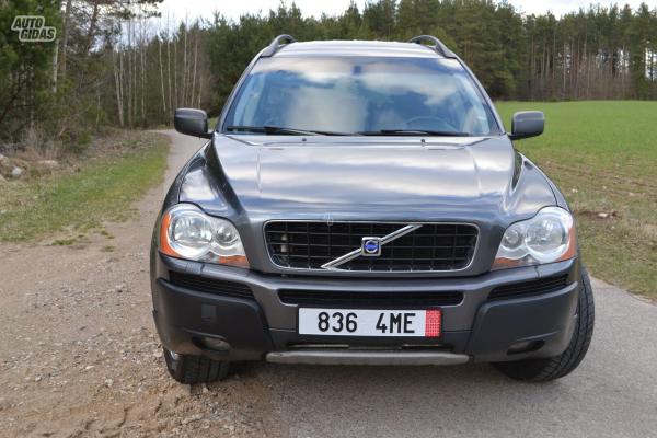 Grey Volvo XC90 2006 in Vilnius, with an engine capacity of 2.40 L and mileage of 322 thousand km for 4250 €, photo 1 on AUTOMOTO.COM.LV