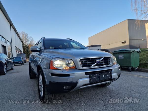 Grey Volvo XC90 2006 in Tartu, with an engine capacity of 2.40 L and mileage of 240 thousand km for 6790 €, photo 4 on AUTOMOTO.COM.LV