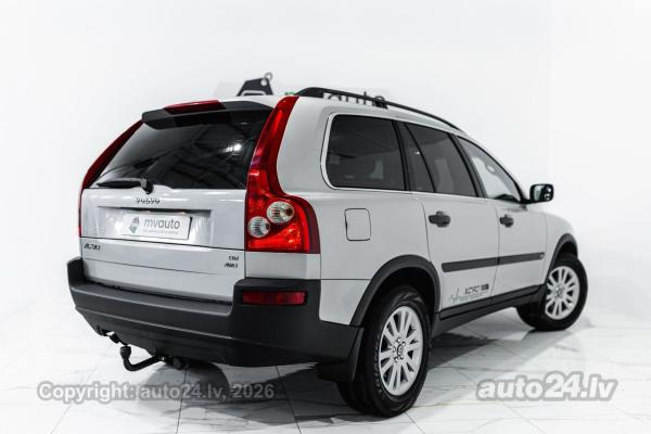 Grey Volvo XC90 2006 in Tallinn, with an engine capacity of 2.40 L and mileage of 350 thousand km for 5500 €, photo 6 on AUTOMOTO.COM.LV