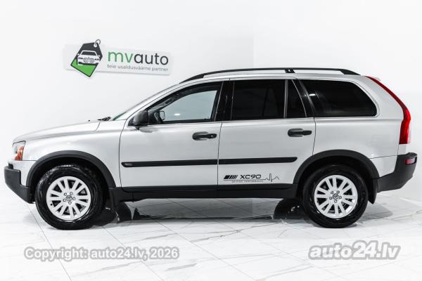 Grey Volvo XC90 2006 in Tallinn, with an engine capacity of 2.40 L and mileage of 350 thousand km for 5500 €, photo 9 on AUTOMOTO.COM.LV