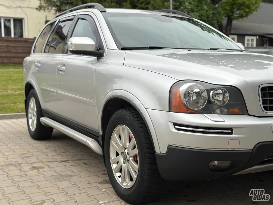 Pelēks Volvo XC90 2006 Viļņa, ar dzinēja tilpumu 2.40 L un nobraukumu 267 tūkst. km par 4550 €, foto 9 vietnē AUTOMOTO.COM.LV