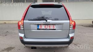 Pelēks Volvo XC90 2006 Ogre, ar dzinēja tilpumu 2.40 L un nobraukumu 301 tūkst. km par 5750 €, foto 8 vietnē AUTOMOTO.COM.LV