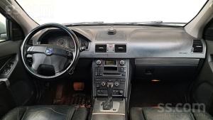 Pelēks Volvo XC90 2006 Ogre, ar dzinēja tilpumu 2.40 L un nobraukumu 301 tūkst. km par 5750 €, foto 12 vietnē AUTOMOTO.COM.LV
