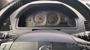 Pelēks Volvo XC90 2006 Ogre, ar dzinēja tilpumu 2.40 L un nobraukumu 301 tūkst. km par 5750 €, foto 13 vietnē AUTOMOTO.COM.LV