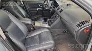 Pelēks Volvo XC90 2006 Ogre, ar dzinēja tilpumu 2.40 L un nobraukumu 301 tūkst. km par 5750 €, foto 15 vietnē AUTOMOTO.COM.LV