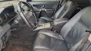 Pelēks Volvo XC90 2006 Ogre, ar dzinēja tilpumu 2.40 L un nobraukumu 301 tūkst. km par 5750 €, foto 16 vietnē AUTOMOTO.COM.LV