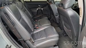 Pelēks Volvo XC90 2006 Ogre, ar dzinēja tilpumu 2.40 L un nobraukumu 301 tūkst. km par 5750 €, foto 17 vietnē AUTOMOTO.COM.LV