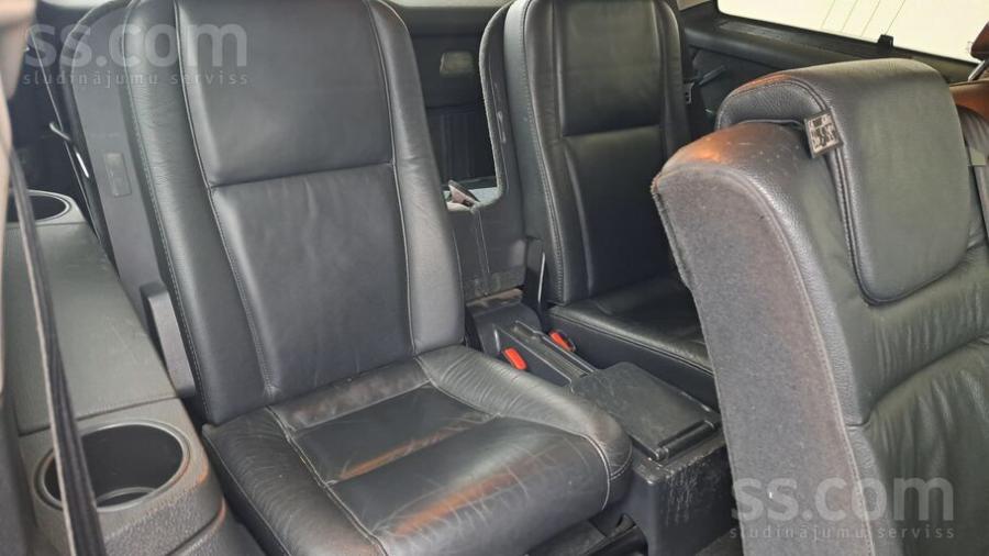 Pelēks Volvo XC90 2006 Ogre, ar dzinēja tilpumu 2.40 L un nobraukumu 301 tūkst. km par 5750 €, foto 19 vietnē AUTOMOTO.COM.LV