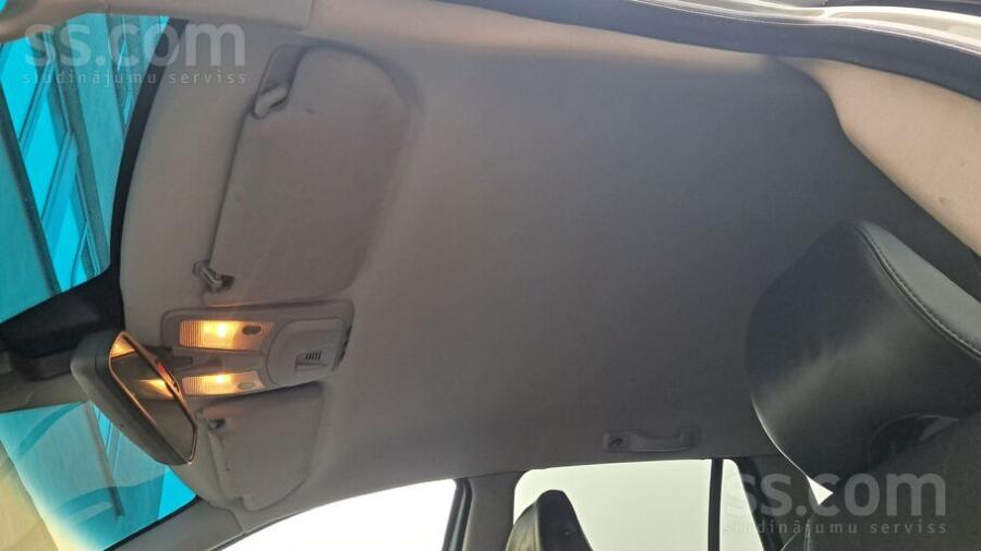 Pelēks Volvo XC90 2006 Ogre, ar dzinēja tilpumu 2.40 L un nobraukumu 301 tūkst. km par 5750 €, foto 22 vietnē AUTOMOTO.COM.LV
