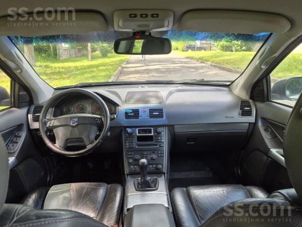 Pelēks Volvo XC90 2006 Rīga, ar dzinēja tilpumu 2.40 L un nobraukumu 0 tūkst. km par 2690 €, foto 7 vietnē AUTOMOTO.COM.LV