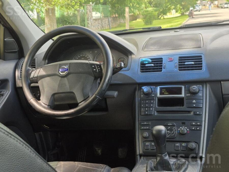 Pelēks Volvo XC90 2006 Rīga, ar dzinēja tilpumu 2.40 L un nobraukumu 0 tūkst. km par 2690 €, foto 9 vietnē AUTOMOTO.COM.LV