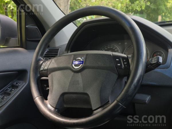 Pelēks Volvo XC90 2006 Rīga, ar dzinēja tilpumu 2.40 L un nobraukumu 0 tūkst. km par 2690 €, foto 10 vietnē AUTOMOTO.COM.LV