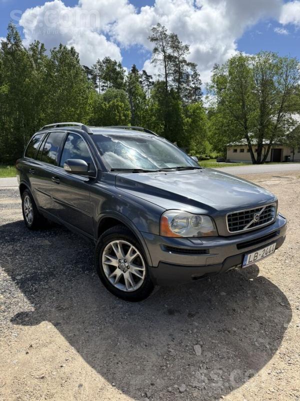 Pelēks Volvo XC90 2006 Rīga, ar dzinēja tilpumu 2.40 L un nobraukumu 335 tūkst. km par 5100 €, foto 3 vietnē AUTOMOTO.COM.LV