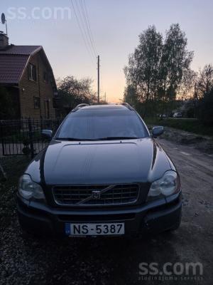 Pelēks Volvo XC90 2006 Rīga, ar dzinēja tilpumu 2.40 L un nobraukumu 390 tūkst. km par 3300 €, foto  vietnē AUTOMOTO.COM.LV