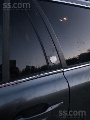 Pelēks Volvo XC90 2006 Rīga, ar dzinēja tilpumu 2.40 L un nobraukumu 390 tūkst. km par 3300 €, foto 3 vietnē AUTOMOTO.COM.LV