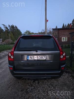 Pelēks Volvo XC90 2006 Rīga, ar dzinēja tilpumu 2.40 L un nobraukumu 390 tūkst. km par 3300 €, foto 5 vietnē AUTOMOTO.COM.LV