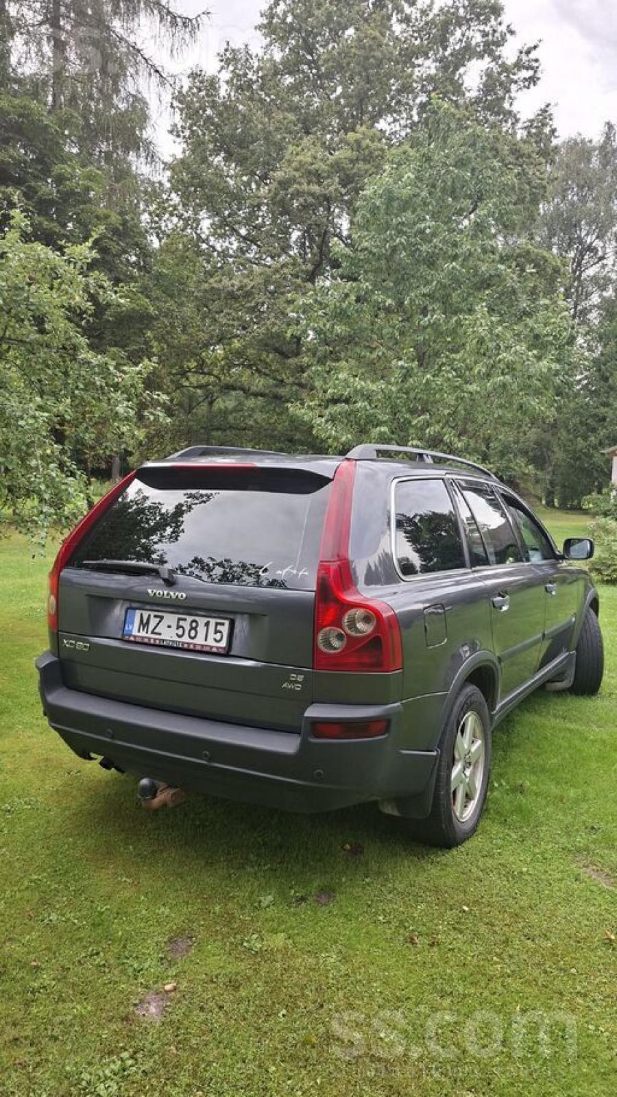 Pelēks Volvo XC90 2006 Rīga, ar dzinēja tilpumu 2.50 L un nobraukumu 423 tūkst. km par 4300 €, foto 1 vietnē AUTOMOTO.COM.LV