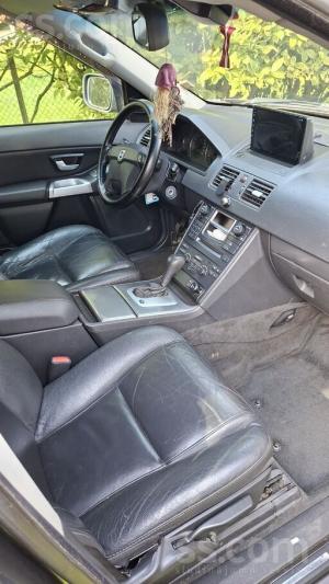 Pelēks Volvo XC90 2006 Rīga, ar dzinēja tilpumu 2.50 L un nobraukumu 423 tūkst. km par 4300 €, foto 8 vietnē AUTOMOTO.COM.LV