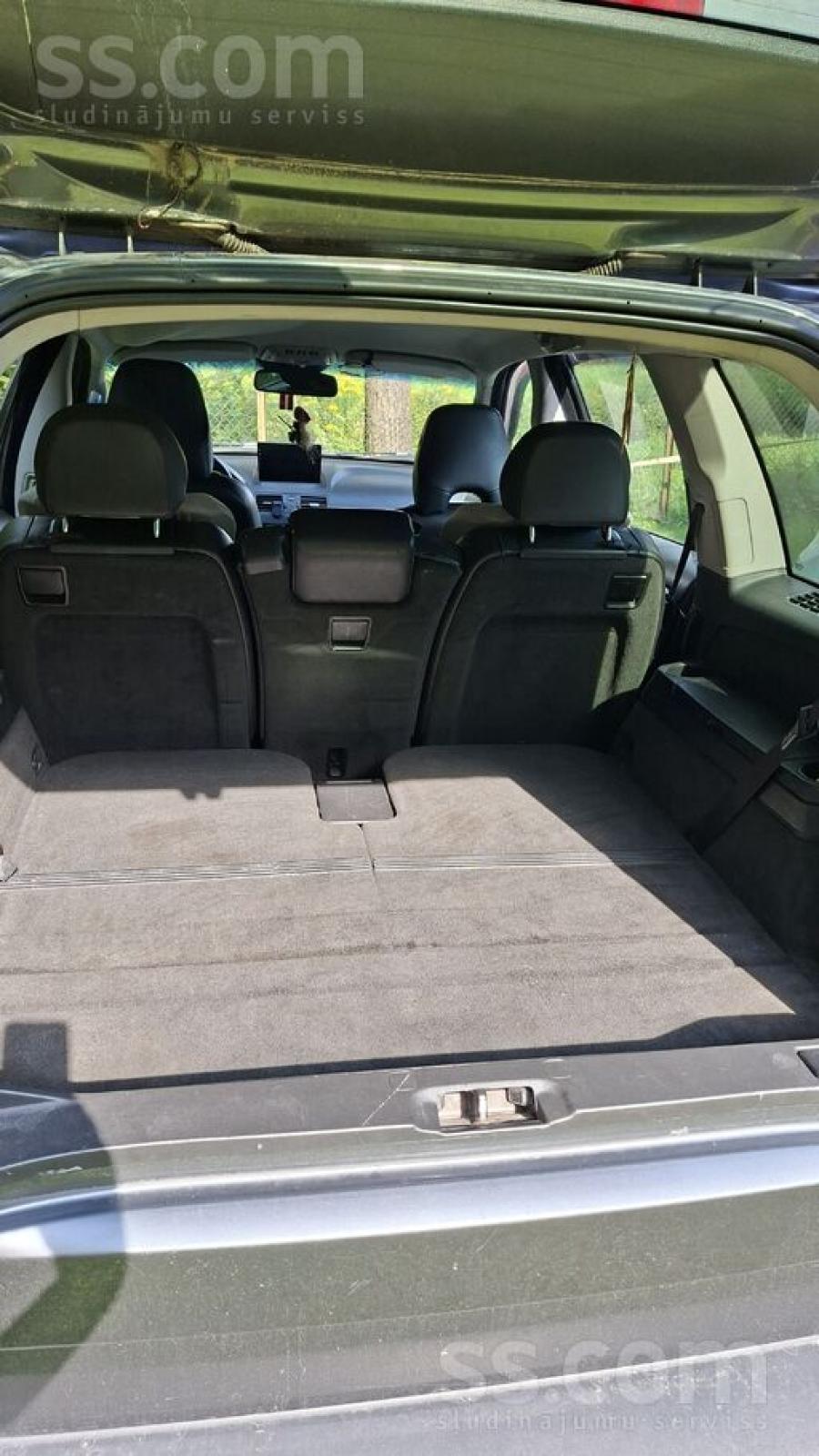 Pelēks Volvo XC90 2006 Rīga, ar dzinēja tilpumu 2.50 L un nobraukumu 423 tūkst. km par 4300 €, foto 12 vietnē AUTOMOTO.COM.LV
