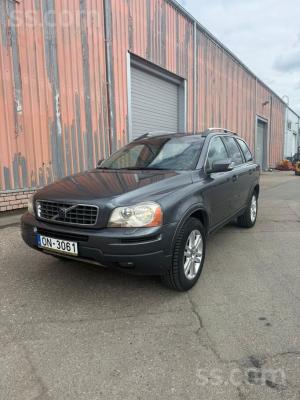 Grey Volvo XC90 2006 in Riga, with an engine capacity of 2.40 L and mileage of 0 thousand km for 4900 €, photo  on AUTOMOTO.COM.LV