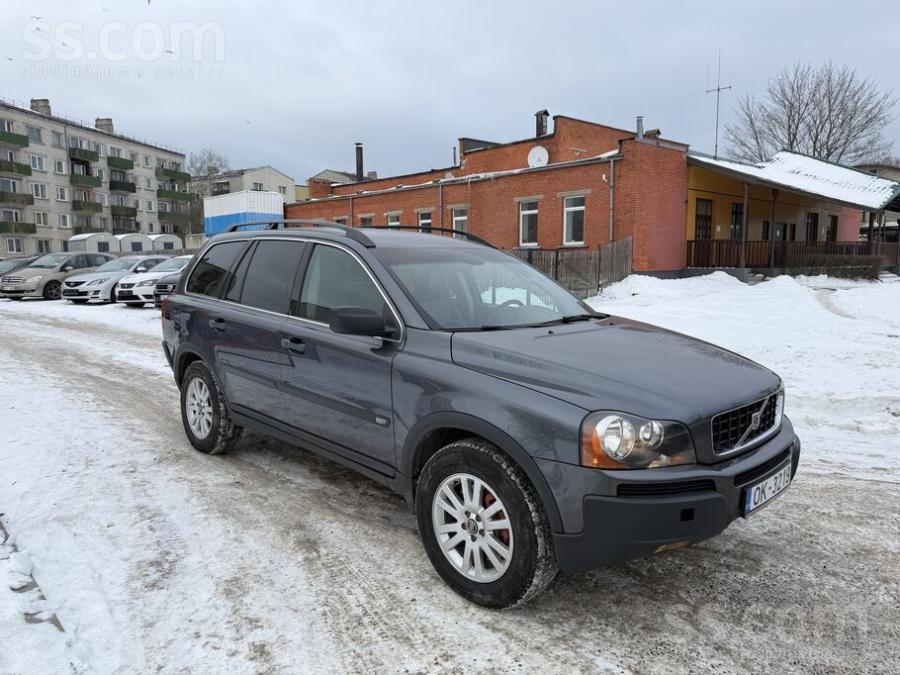 Pelēks Volvo XC90 2006 Ventspils, ar dzinēja tilpumu 2.40 L un nobraukumu 275 tūkst. km par 3990 €, foto 4 vietnē AUTOMOTO.COM.LV