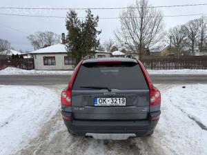 Pelēks Volvo XC90 2006 Ventspils, ar dzinēja tilpumu 2.40 L un nobraukumu 275 tūkst. km par 3990 €, foto 6 vietnē AUTOMOTO.COM.LV