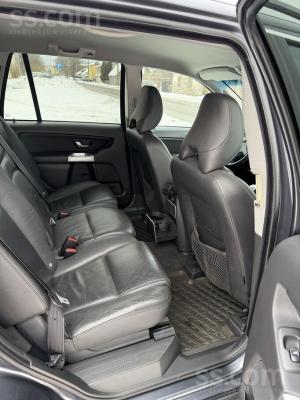 Pelēks Volvo XC90 2006 Ventspils, ar dzinēja tilpumu 2.40 L un nobraukumu 275 tūkst. km par 3990 €, foto 16 vietnē AUTOMOTO.COM.LV