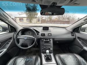 Pelēks Volvo XC90 2006 Ventspils, ar dzinēja tilpumu 2.40 L un nobraukumu 275 tūkst. km par 3990 €, foto 18 vietnē AUTOMOTO.COM.LV