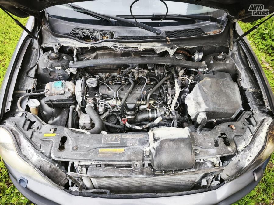 Pelēks Volvo XC90 2006 Viļņa, ar dzinēja tilpumu 2.40 L un nobraukumu 324 tūkst. km par 1600 €, foto 14 vietnē AUTOMOTO.COM.LV