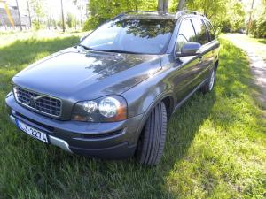 Grey Volvo XC90 2006 in Riga, with an engine capacity of 2.40 L and mileage of 338 thousand km for 5000 €, photo  on AUTOMOTO.COM.LV