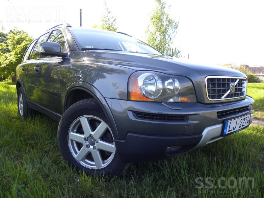 Grey Volvo XC90 2006 in Riga, with an engine capacity of 2.40 L and mileage of 338 thousand km for 5000 €, photo 3 on AUTOMOTO.COM.LV